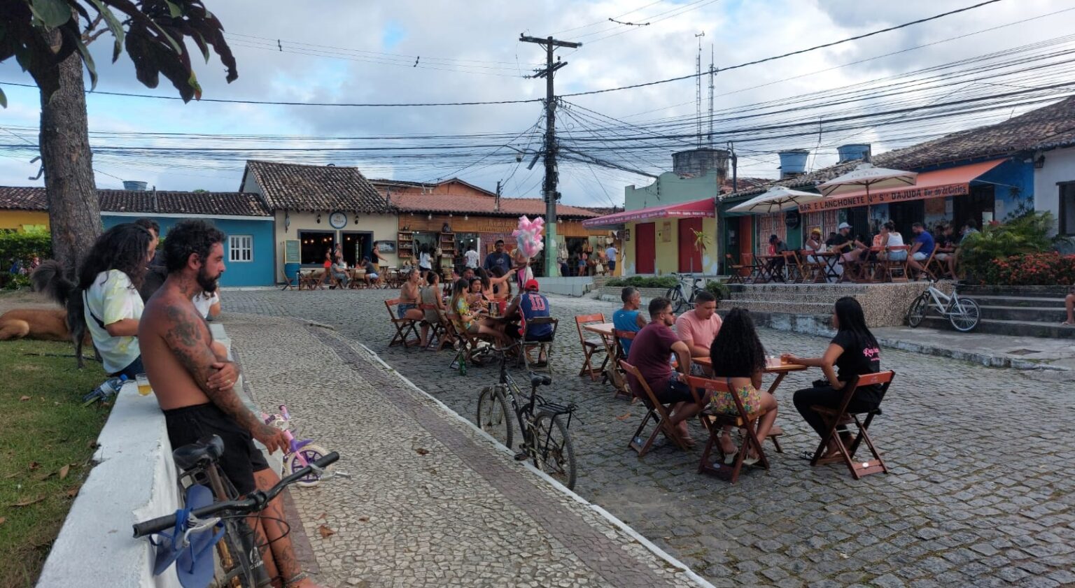 Roteiro Completo Arraial D'Ajuda: Descubra o Paraíso em 3, 5 e 7 Dias - Igor Brazileiro
